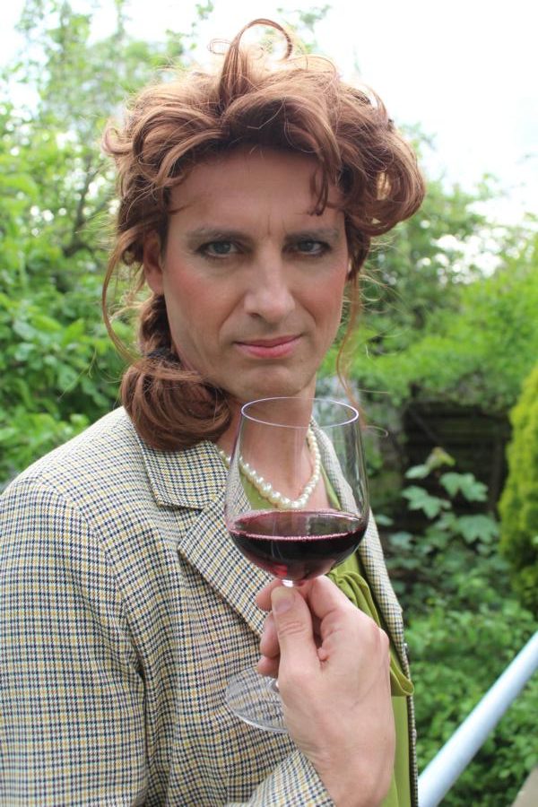 Komödie „Brigitte Bordeaux“ eröffnet den Lahnsteiner Theatersommer - News Koblenz