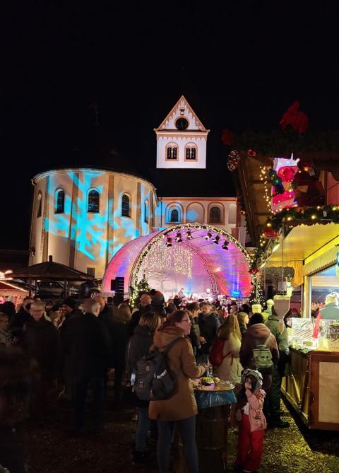 Besinnliche Weihnachten in Bendorf: Der 50. Weihnachtsmarkt öffnet ...